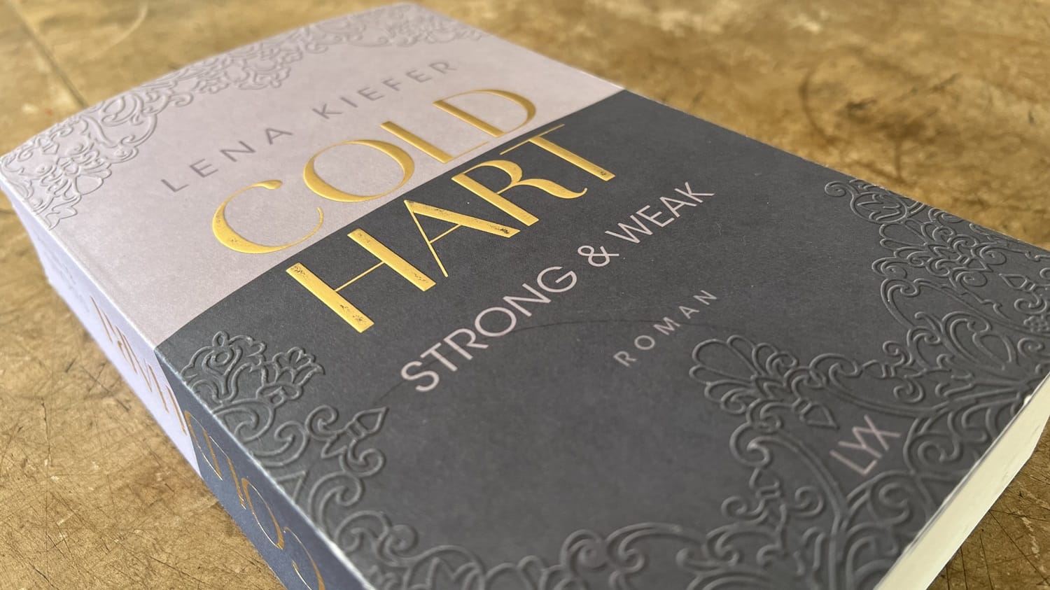 Spannend und entspannend: »Coldhart« von Lena Kiefer - literaturcafe.de